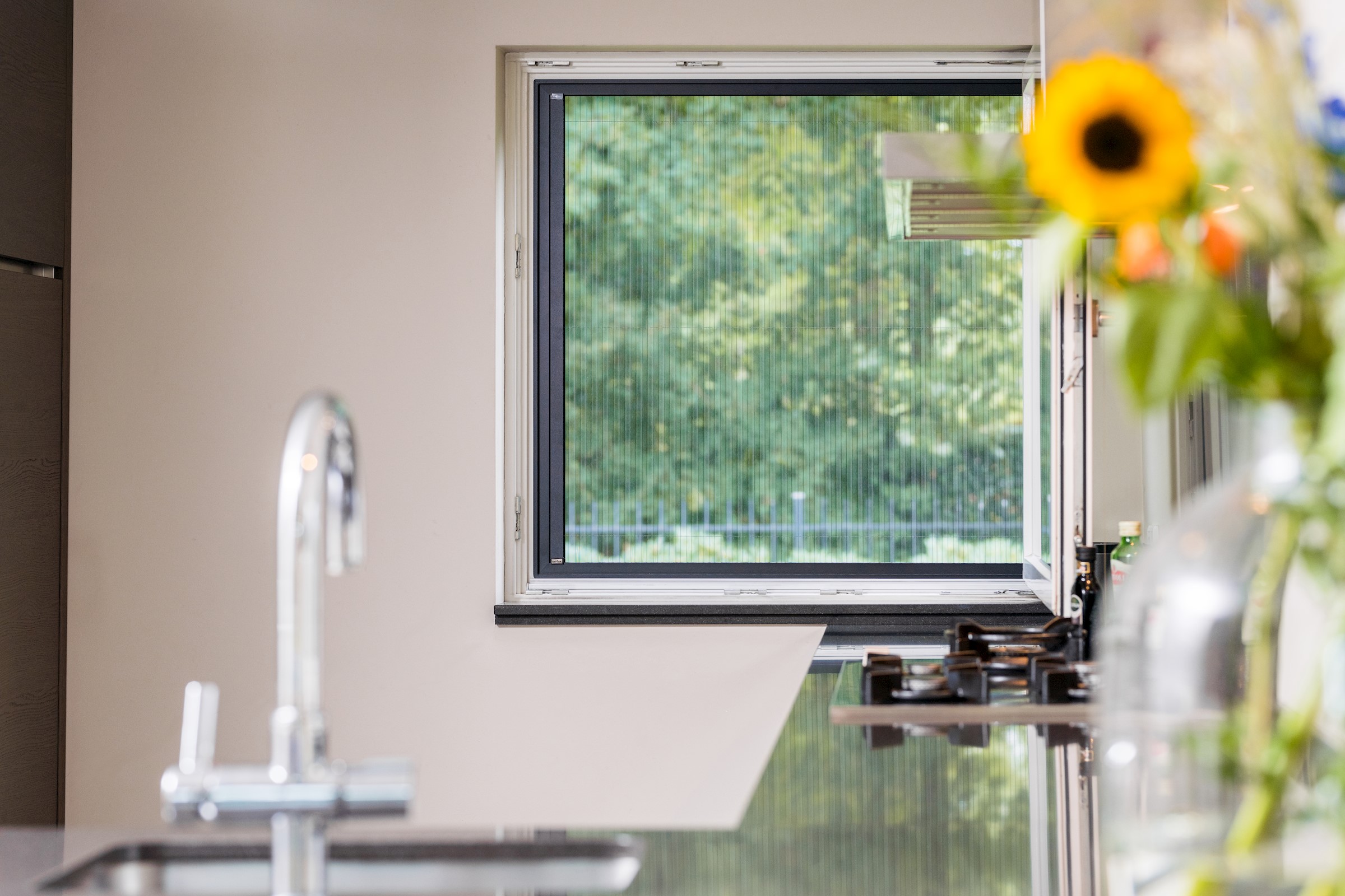 Unilux Plissé Raamhor bij Ambiance